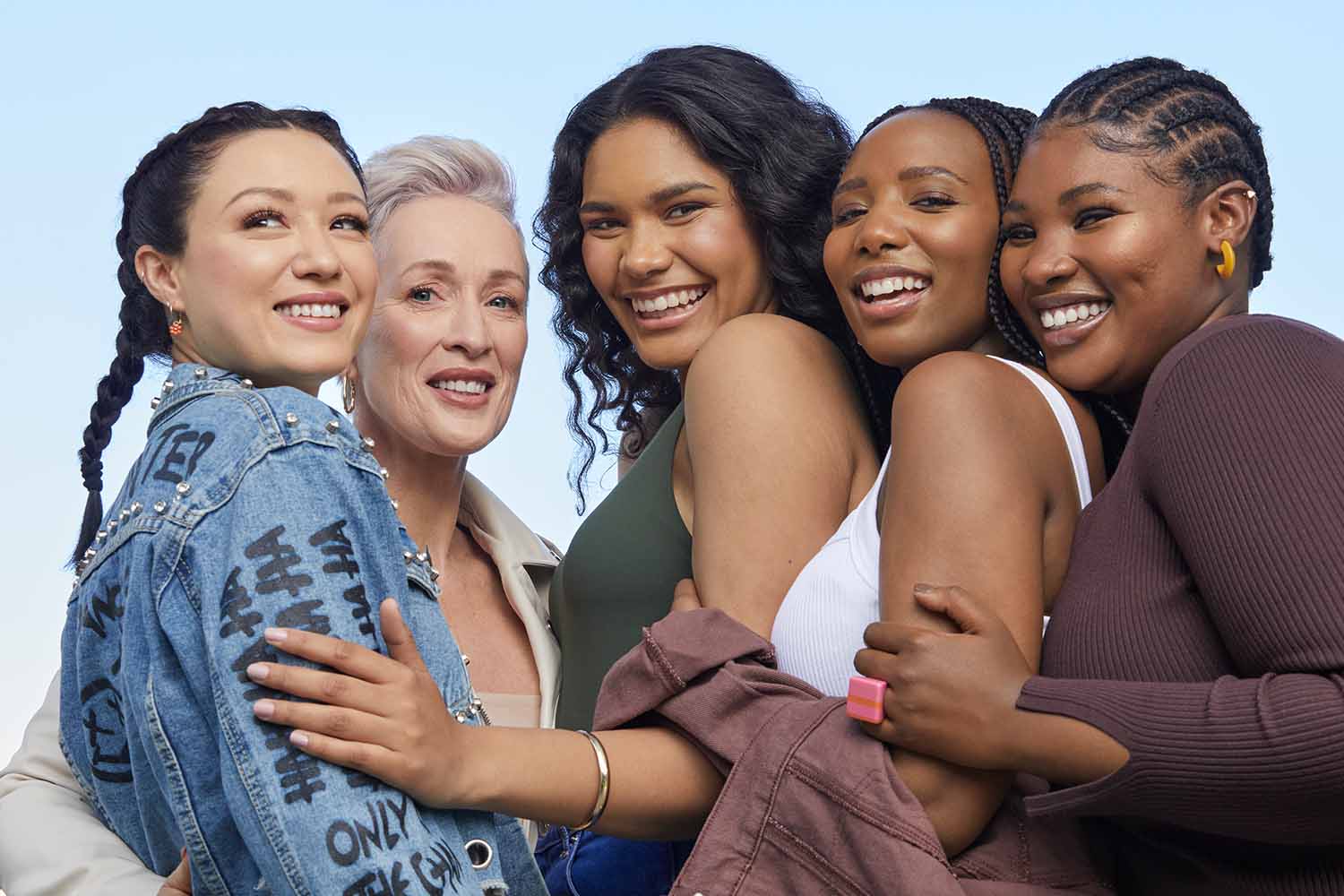 Avon Cosmetics Romania | Parfumuri, Make-Up & Cosmetice